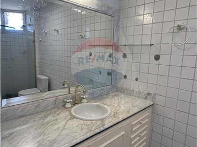 370 Área Útil Apartamento Alugar, 4 Dormitórios localizado em Rua Treze de Maio, 200, Centro, Lins, São Paulo, 16400 045 | Brasil