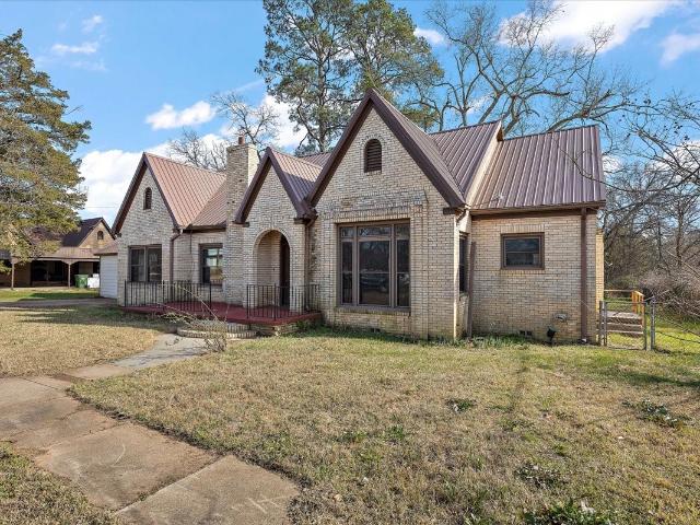 370 Austin Street