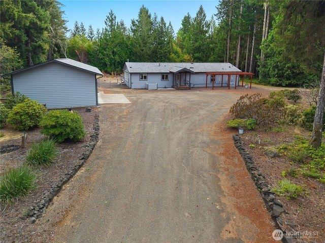370 E Strong Rd, Shelton, WA 98584