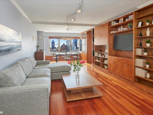 370 East 76th Street, New York, NY