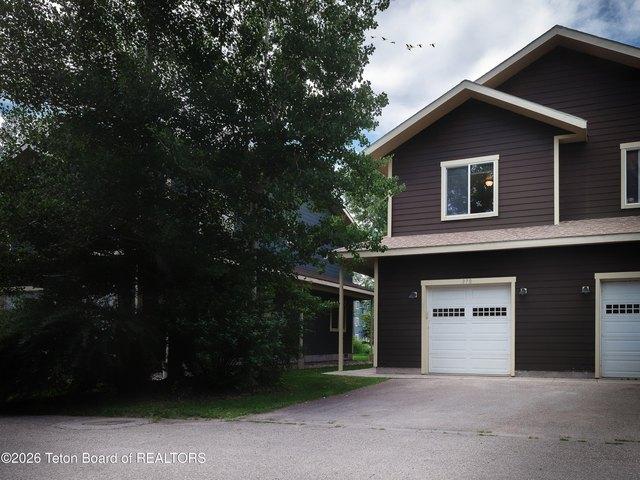 370 Forest View Dr, Driggs, ID 83422