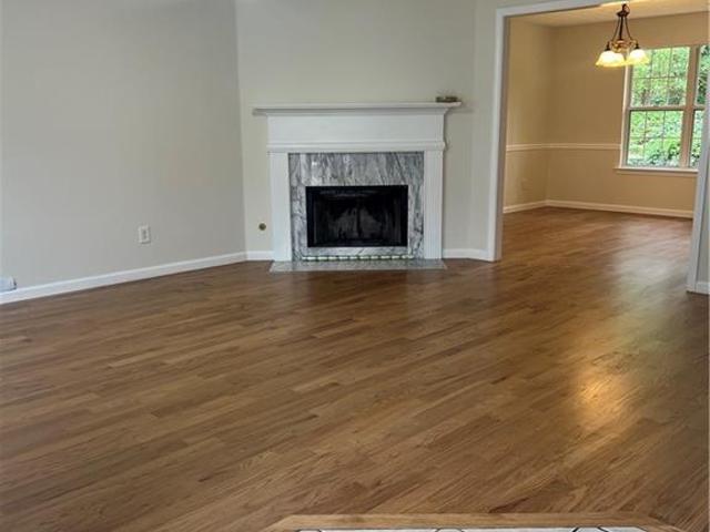 370 Oakland Place dr Drive