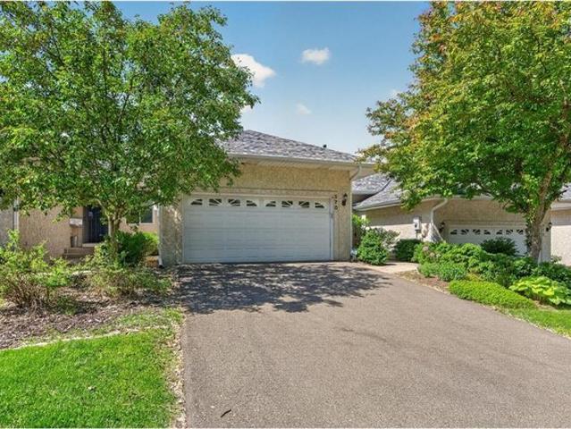 370 Mendota Rd W, West Saint Paul, MN 55118