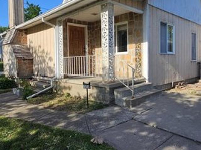 370 N Page St, Nauvoo, IL 62354