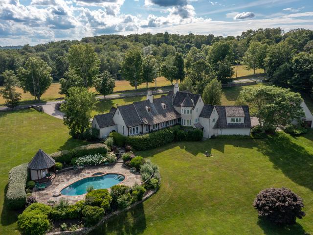370 Northrup St, Bridgewater, CT 06752 | MLS #24111 | Compass