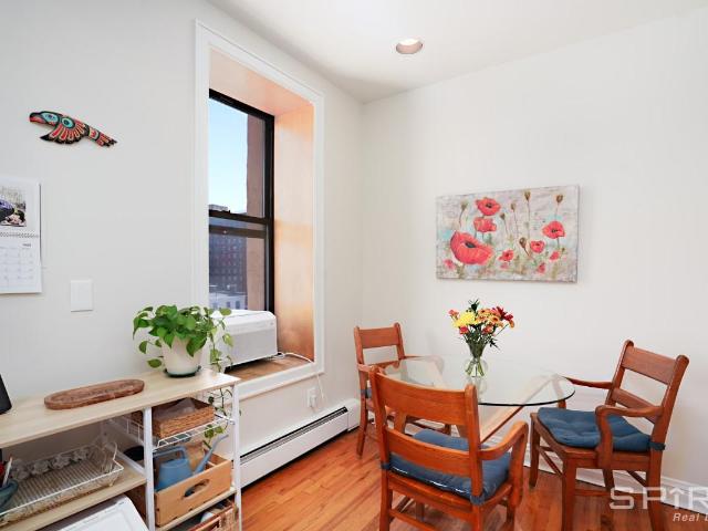370 Saint Nicholas Avenue, New York, NY