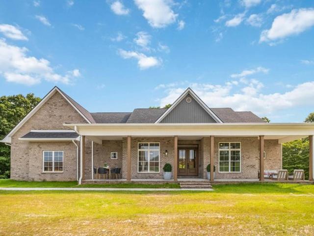 370 Splendor View Dr, Somerset, KY 42503