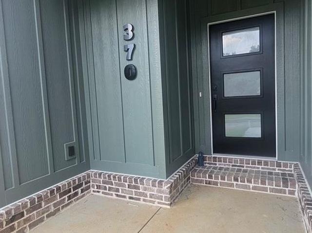 370 Spruce Lane