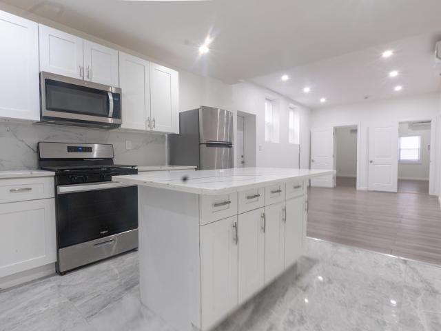 370 Pacific Ave # 1