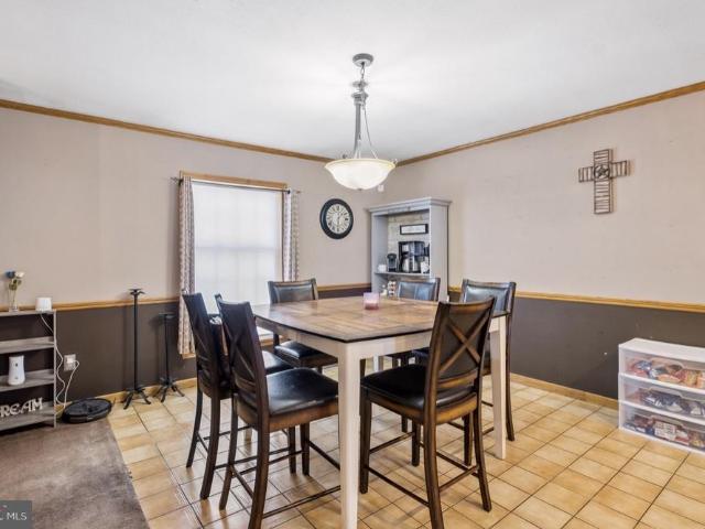 370 Pine Road