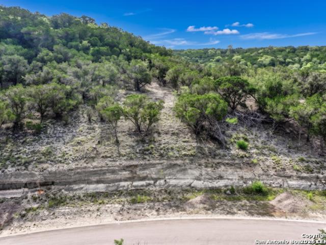 370 Private Road 1742