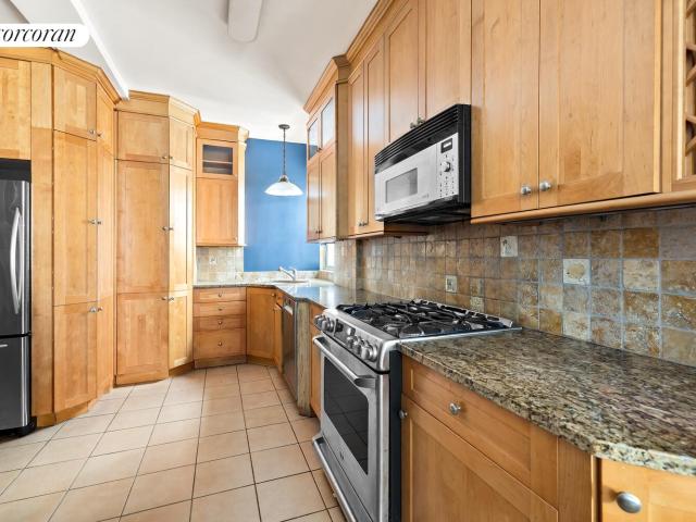 370 riverside drive 5c