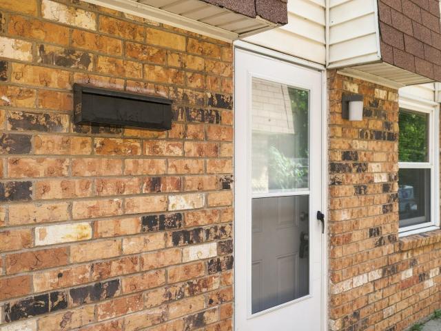 370 Wallace Rd # C6