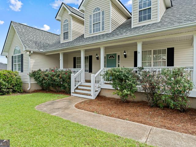 370 Twin Lakes Drive