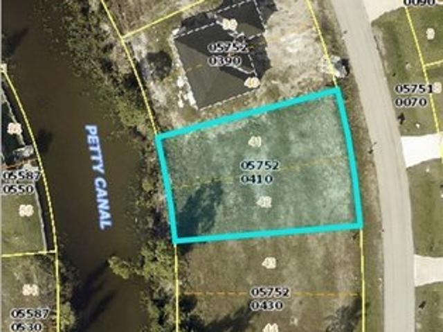 3714 NE 13th Ave, Cape Coral, FL 33909