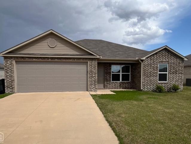 3714 Keeneland Dr, Jonesboro, AR 72404