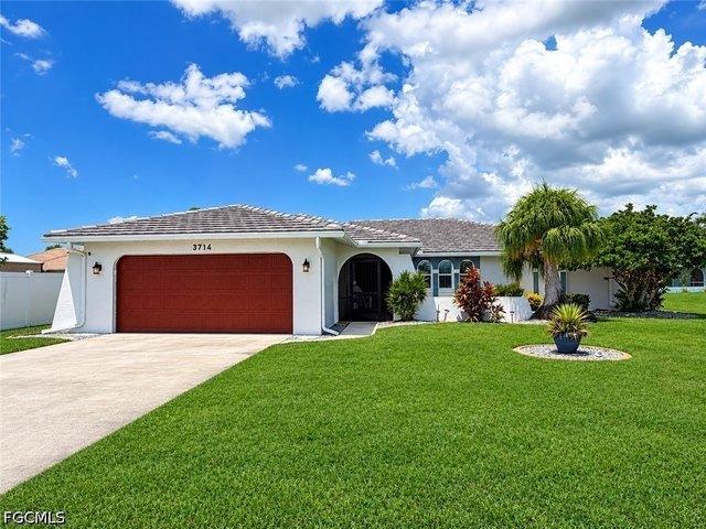 3714 SE 12th Ct, Cape Coral, FL 33904