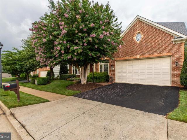 3714 Valley Oaks Drive