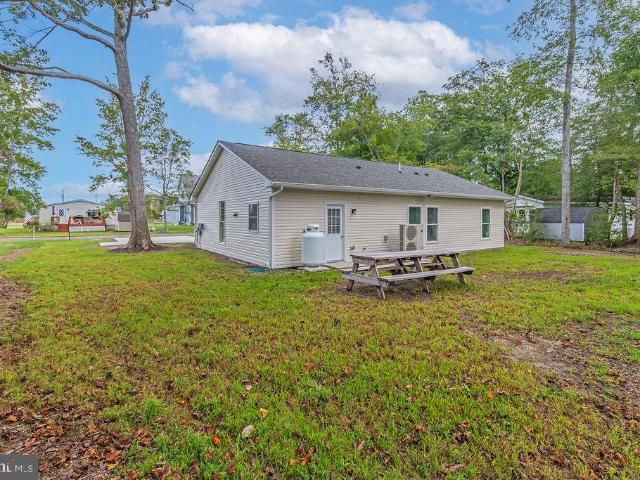 37155 E Whitetail Dr, Frankford, DE 19945 | MLS #DESU2096 | Compass