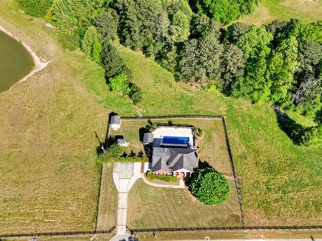 3715 Ridge Road