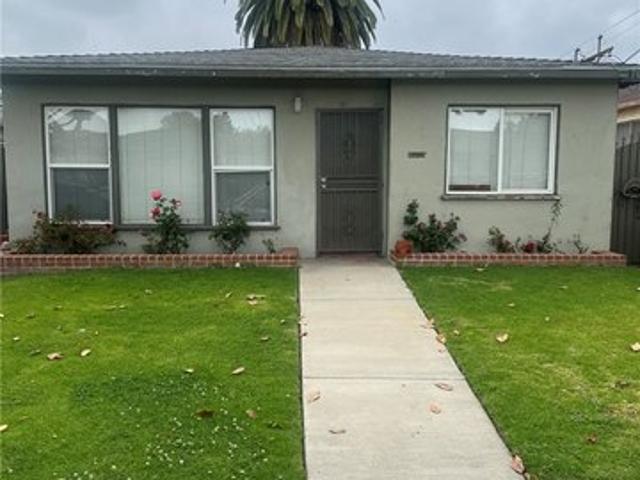 3715 W 111th Pl, Inglewood, CA 90303