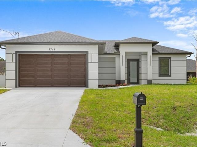 3715 38th St SW, Lehigh Acres, FL 33976