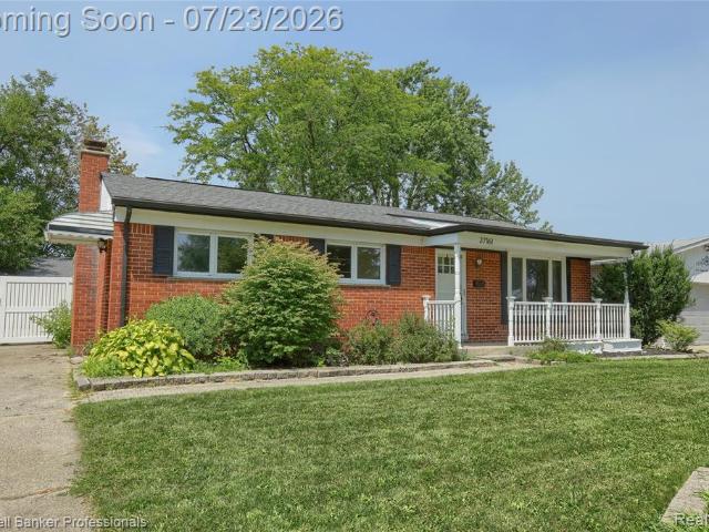 37161 Castleton Drive