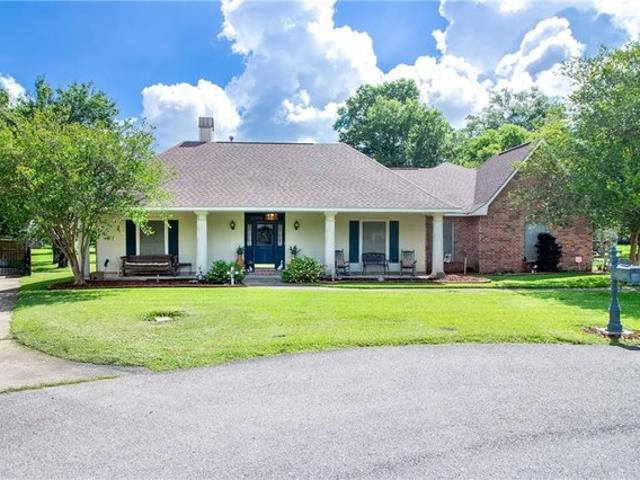 37161 Shadow Ct, Prairieville, LA 70769