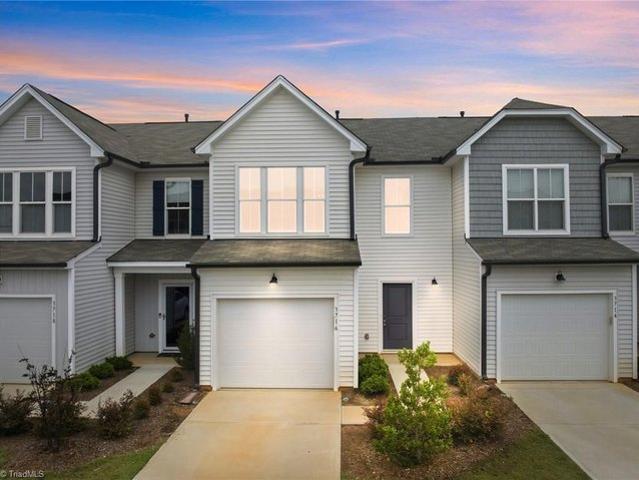 3716 Feltham Ln, Jamestown, NC 27282