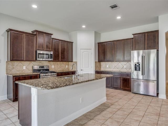 3716 Riversdale