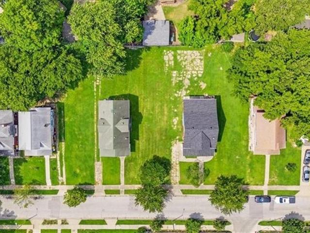 3716 Virginia Ave, Kansas City, MO 64109