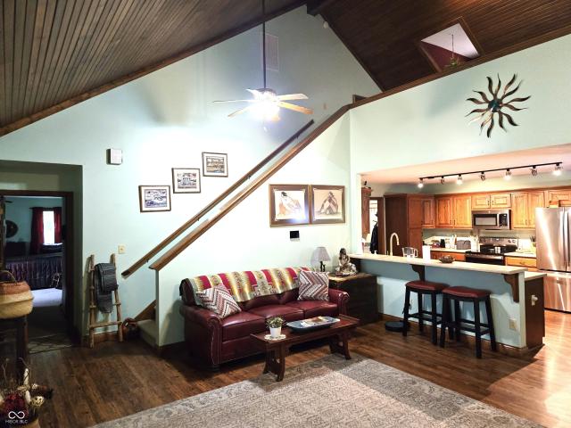 3717 E Edgewood Road