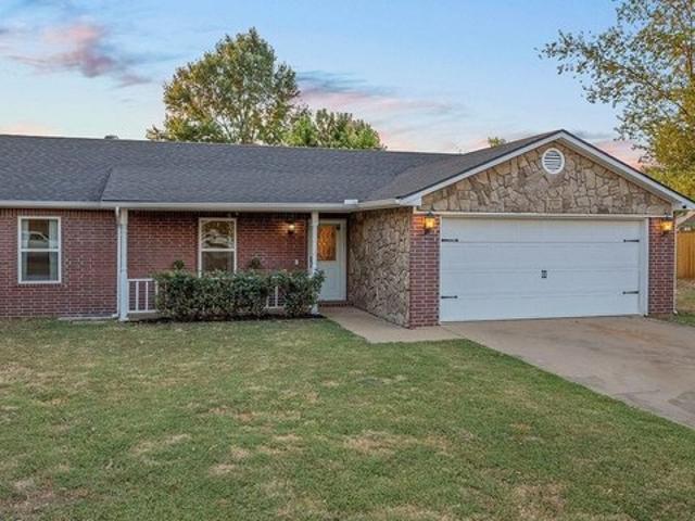 3717 W Rozell St, Rogers, AR 72756
