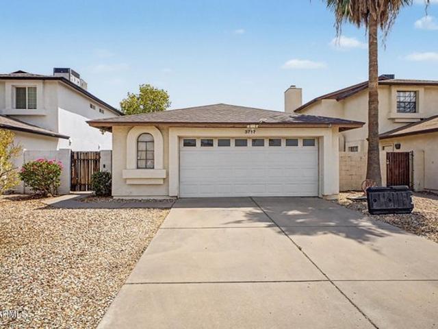 3717 W Villa Maria Dr, Glendale, AZ 85308
