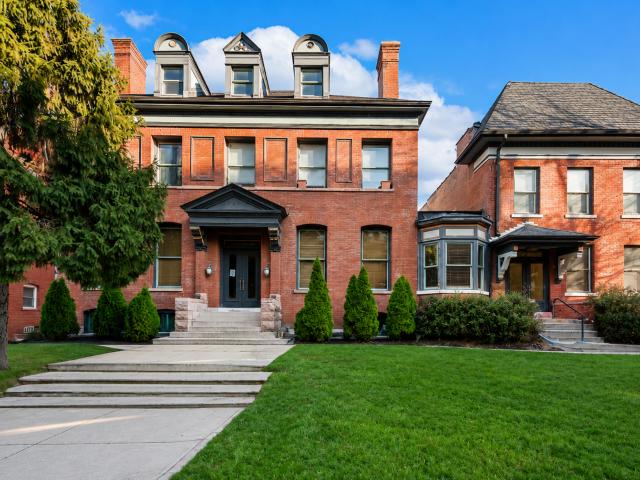 3717 21 Westminster