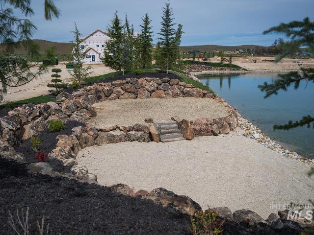 3718 N Harvest Moon Way