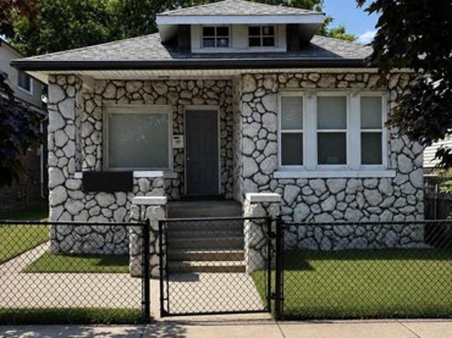 3718 Hemlock St, East Chicago, IN 46312