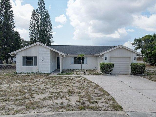 3718 Penrick Dr, Holiday, FL 34691