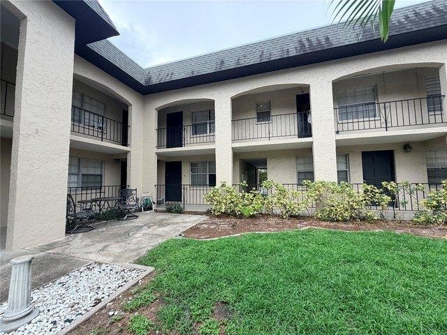 3718 W McKay Ave Apt 203, Tampa, FL 33609