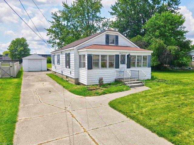 37191 Dundee St, Sterling Heights, MI 48310