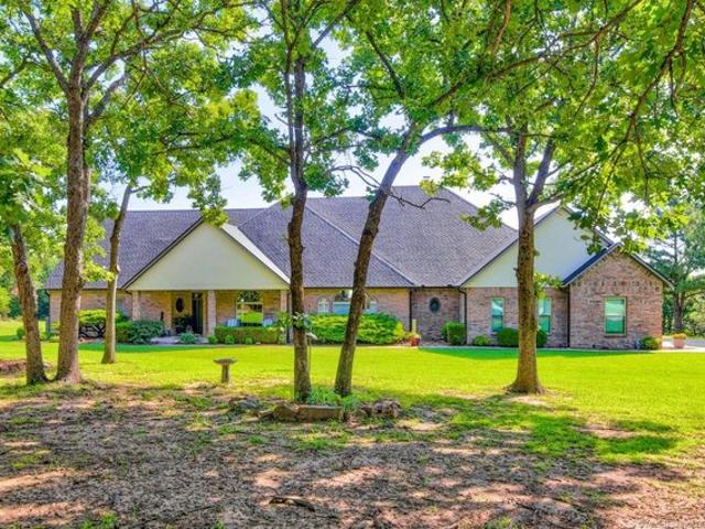 3710 E Mountain Rd, Bartlesville, OK 74003