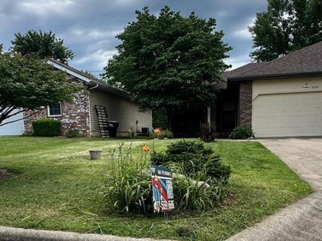 3710 W Sylvania St, Springfield, MO 65807