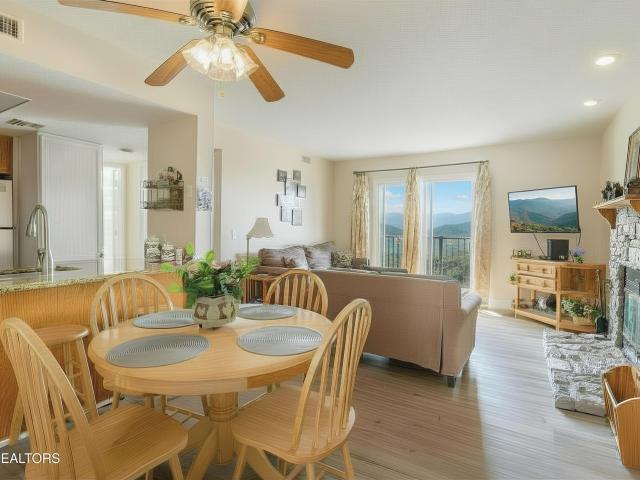 3710 Weber Rd B203
