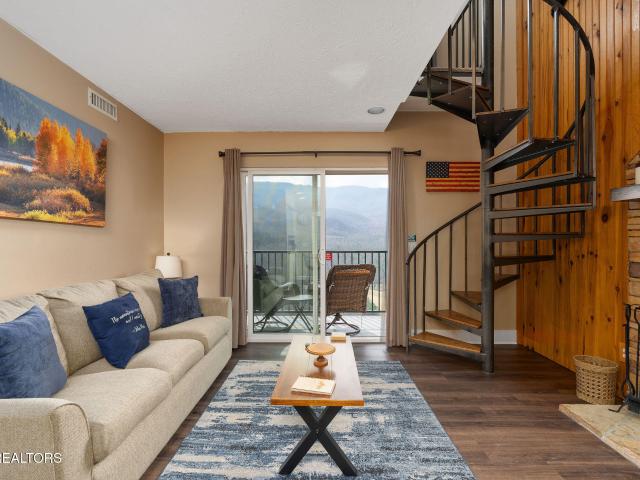 3710 Weber Rd 307 C