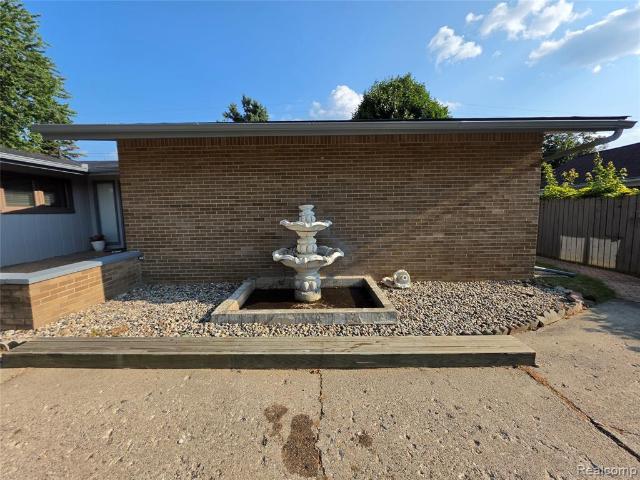 3710 Worchester Drive