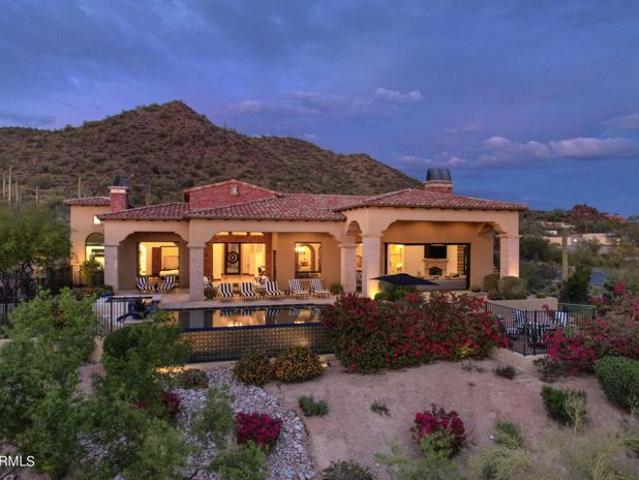 3711 N Hawes Rd, Mesa, AZ 85207
