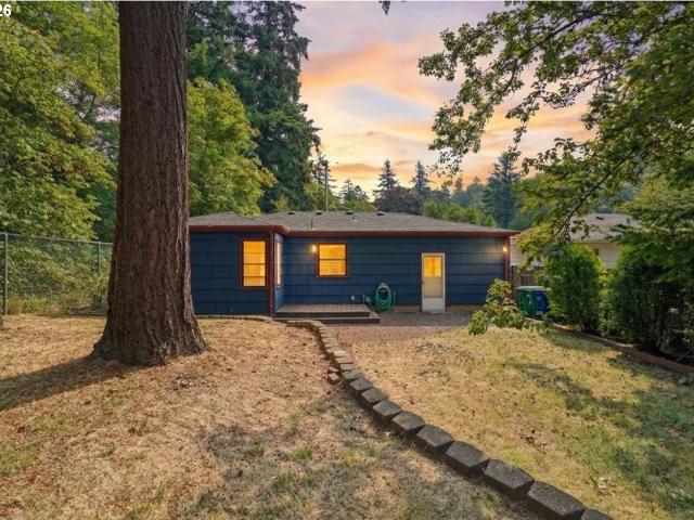 3711 NE 90th AVE