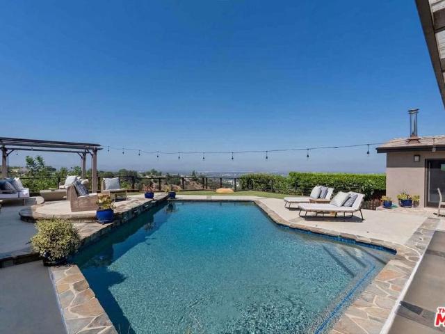 3711 Beverly Ridge Drive