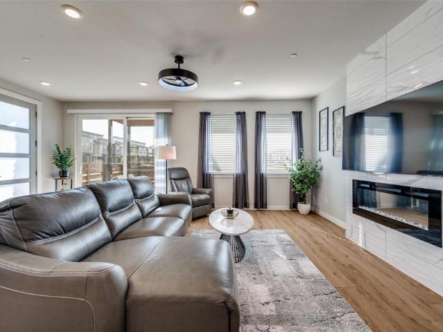 3711 Rosemont Drive