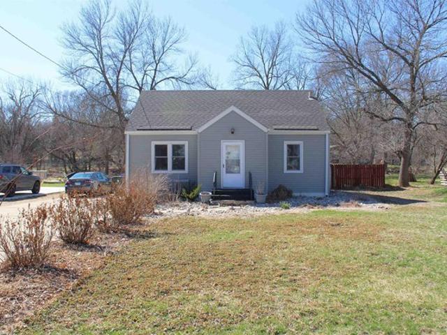 3711 Summit St, Sioux City, IA 51104